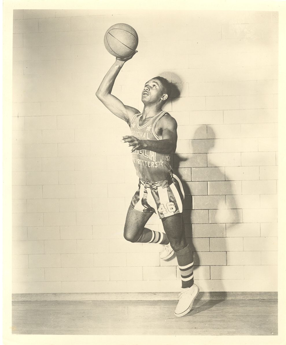 1953 Marques Haynes Harlem Globetrotters Original Team issued TYPE I p ...